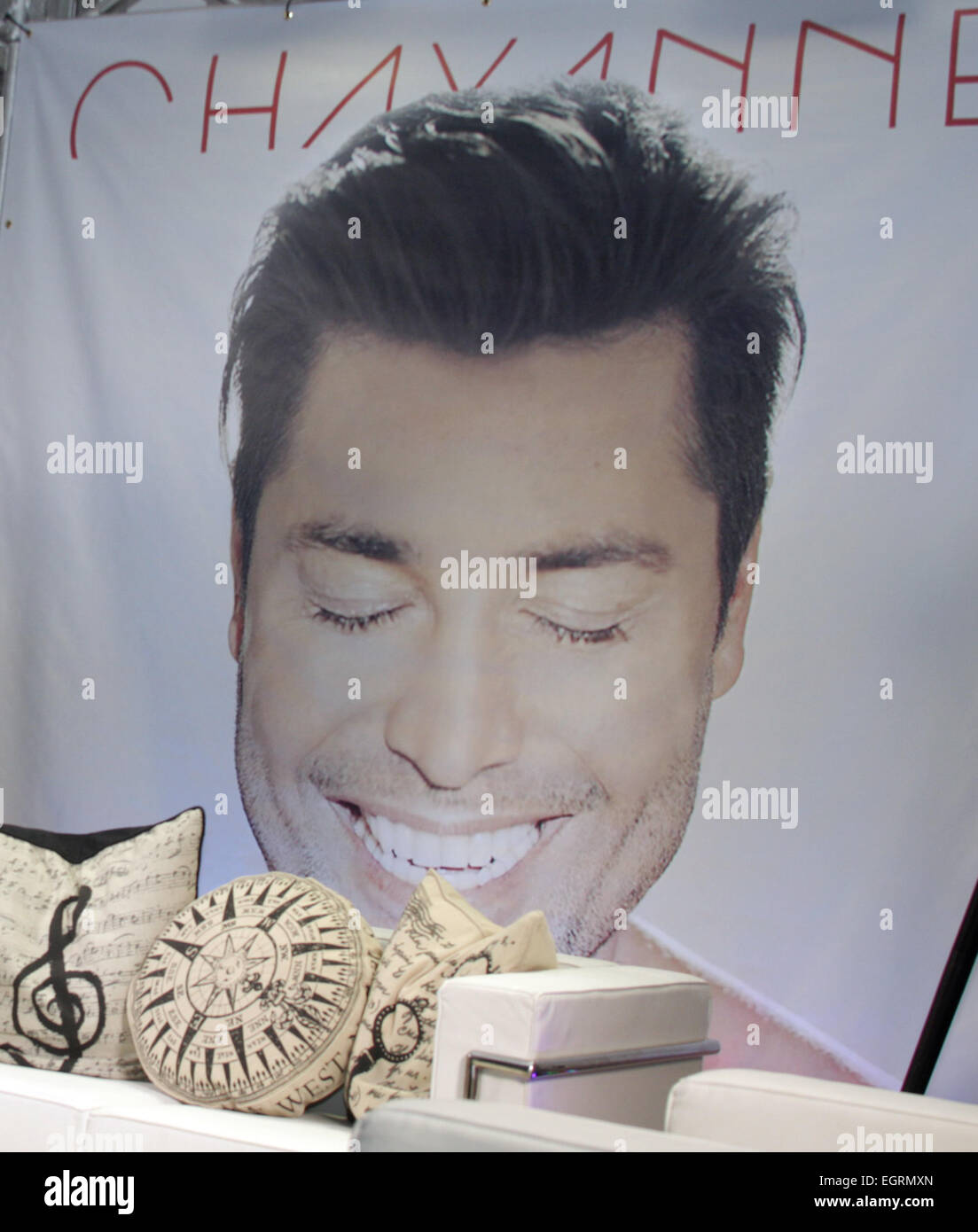 Chayanne continues his promo tour of his new album 'En todo Estare ...
