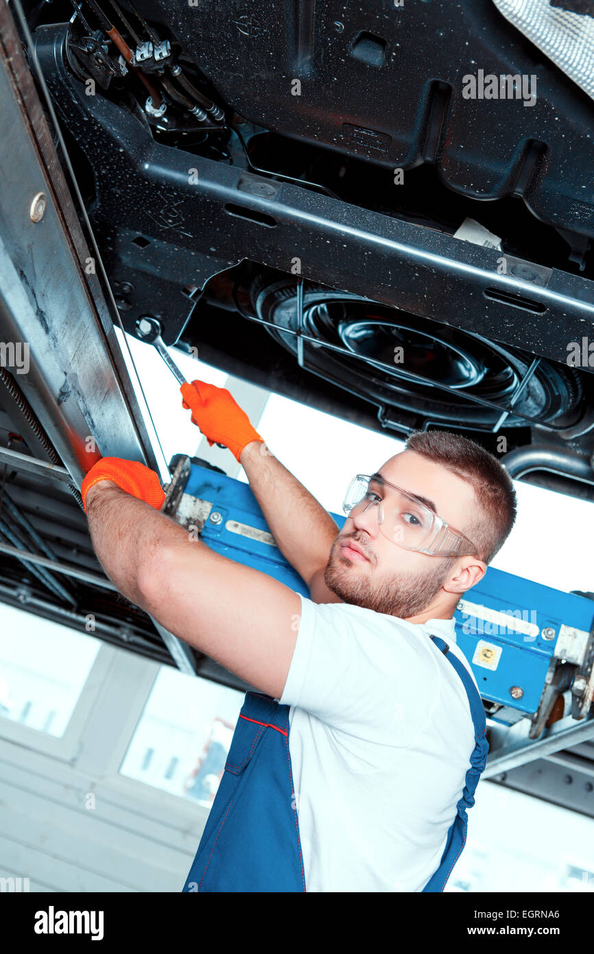 Service_station High Resolution Stock Photography and Images - Alamy