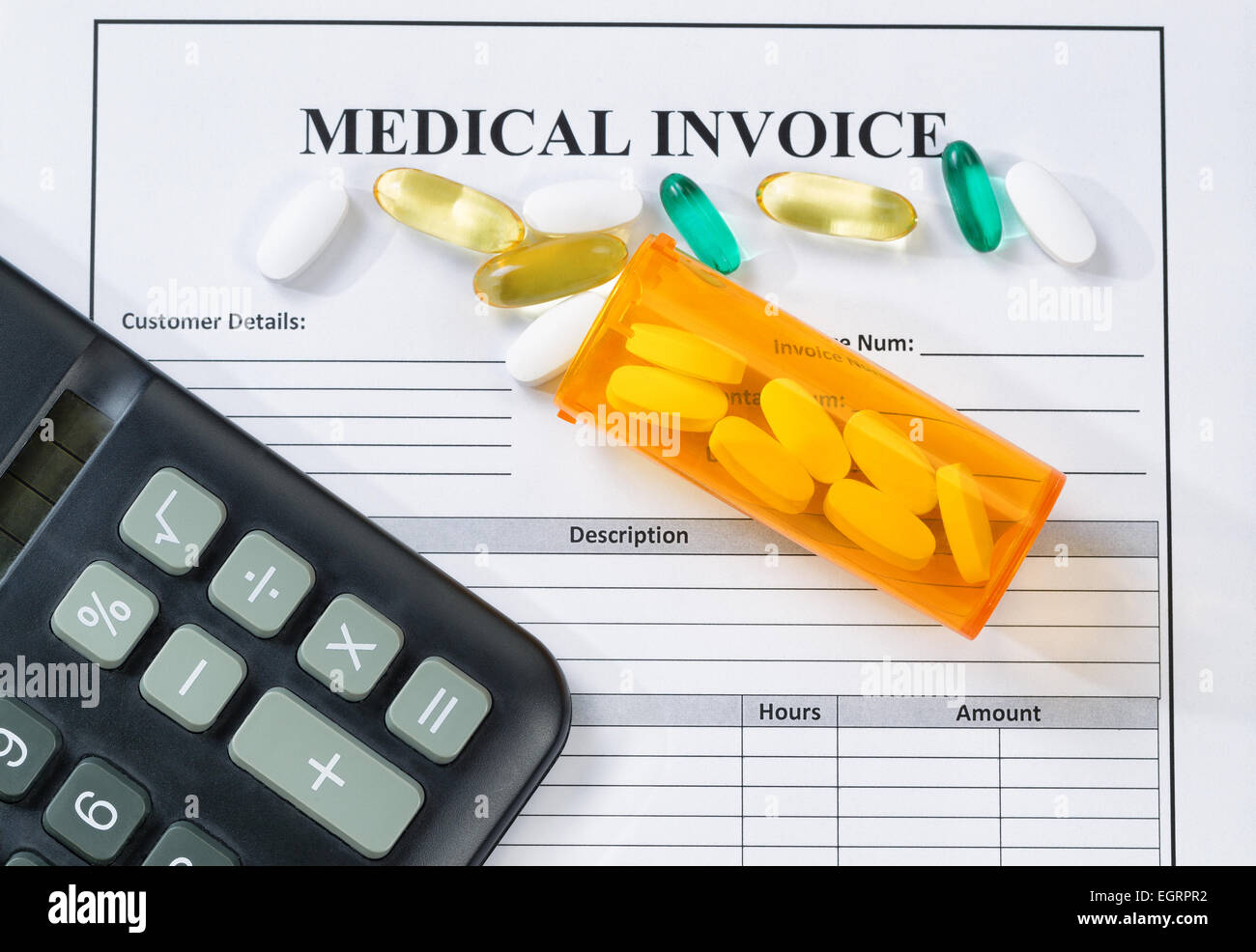 Invoice hi-res stock photography and images - Alamy