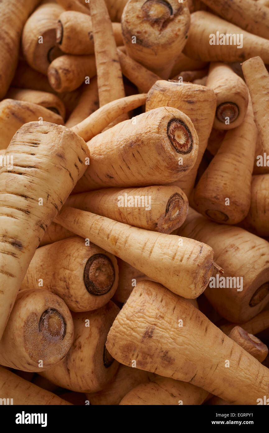 Parsnips hi-res stock photography and images - Alamy