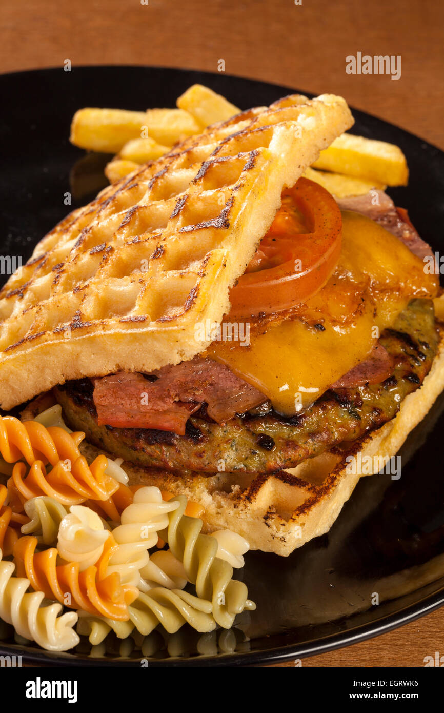 Hamburger meat eat cooked fast food potatoes sauce bread cheese tomato ...