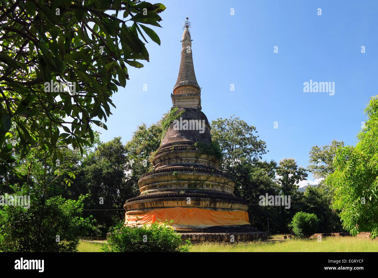 Umong pagoda hi-res stock photography and images - Alamy