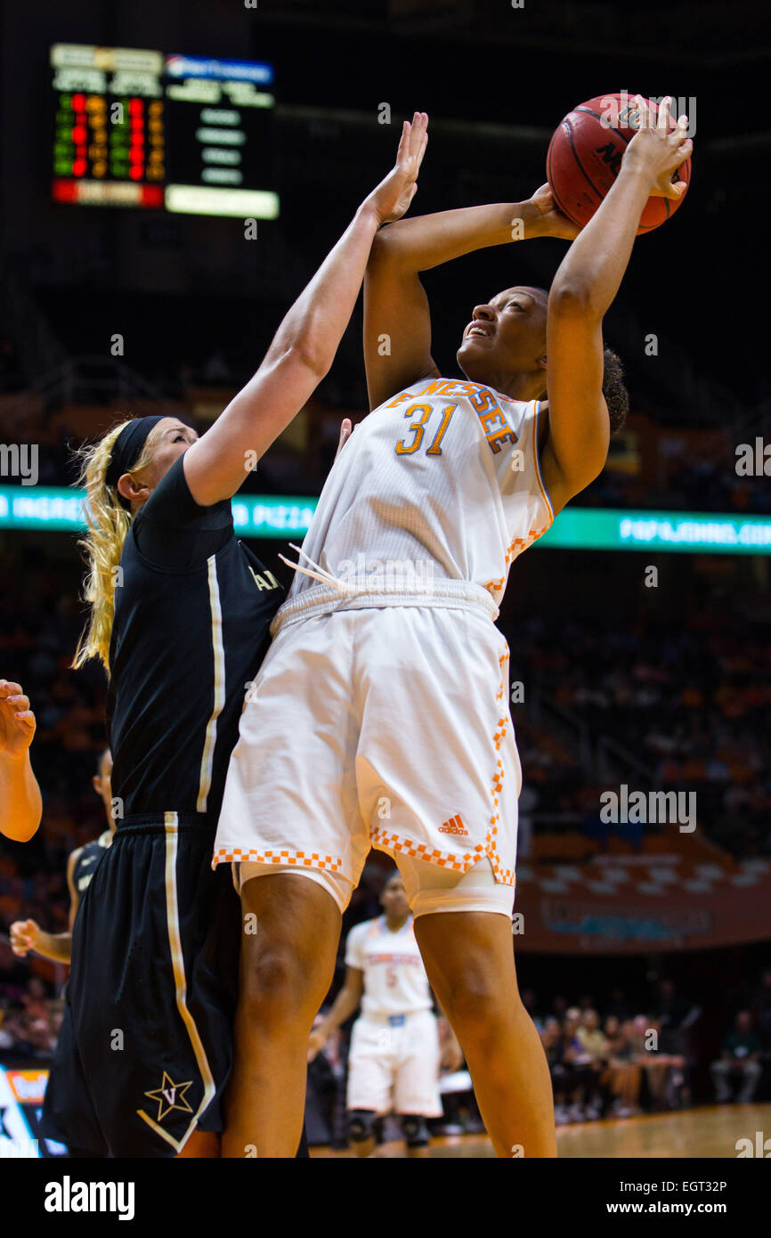 March 1, 2015: Jaime Nared #31 of the Tennessee Lady Volunteers shoots ...