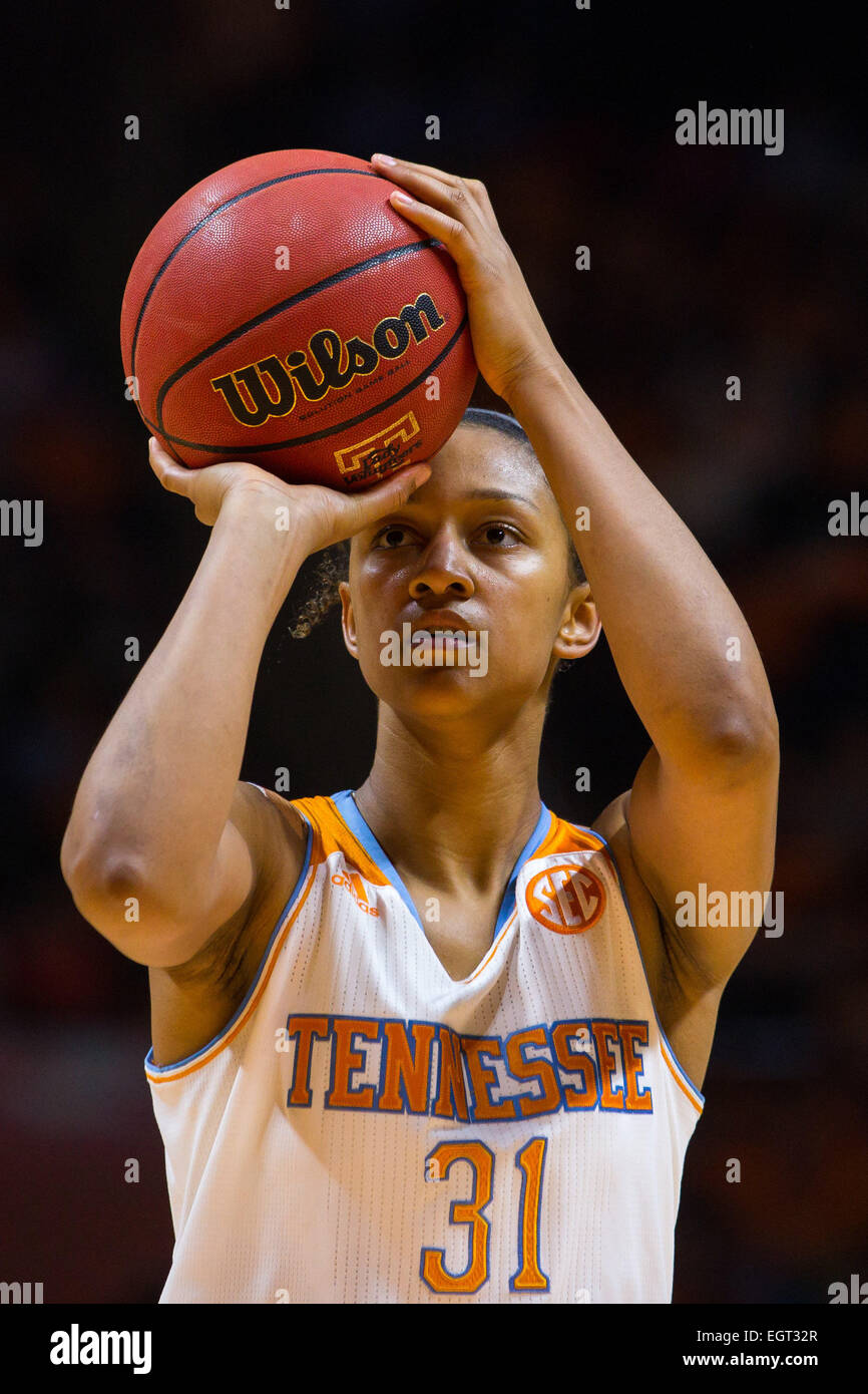 March 1, 2015: Jaime Nared #31 of the Tennessee Lady Volunteers shoots ...