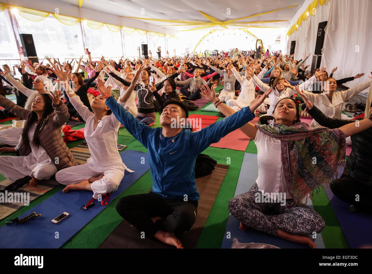 International yoga festival, rishikesh hi-res stock photography and ...
