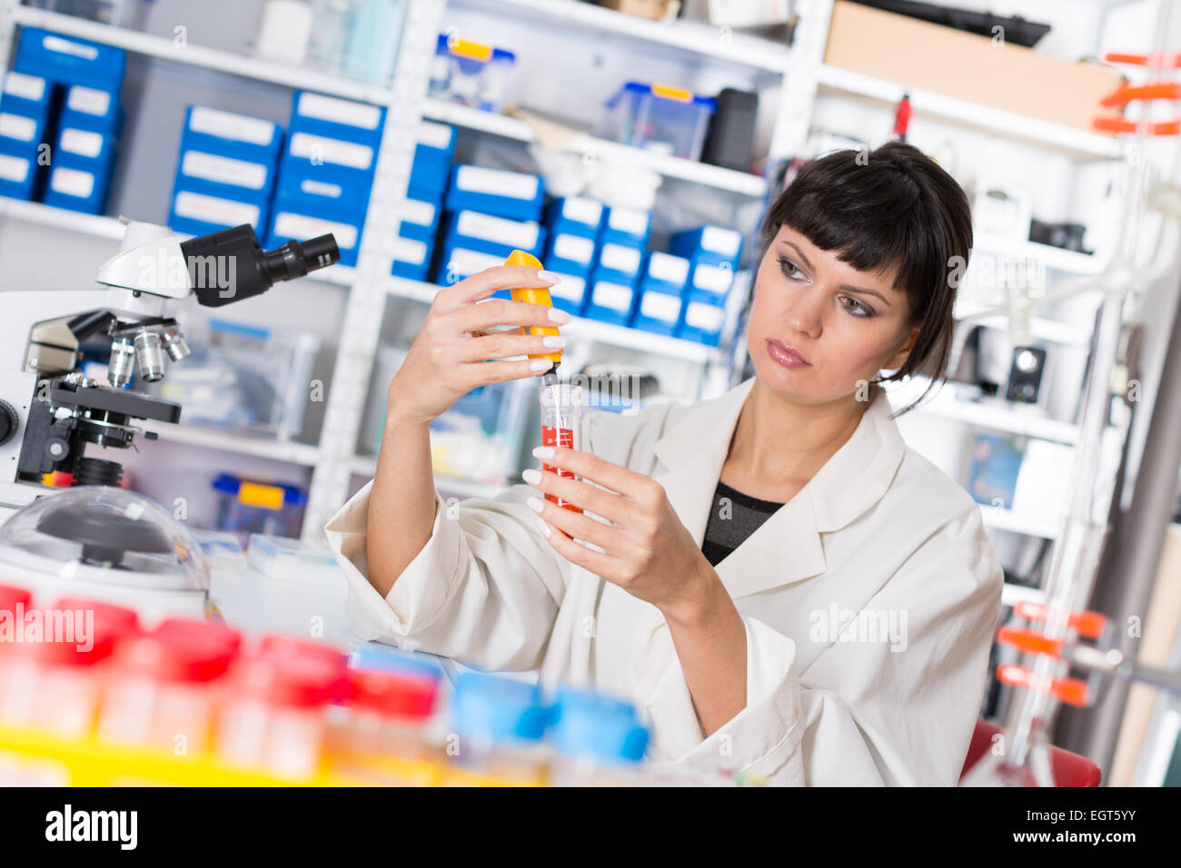 Scientific Testing Stock Photos & Scientific Testing Stock Images - Alamy