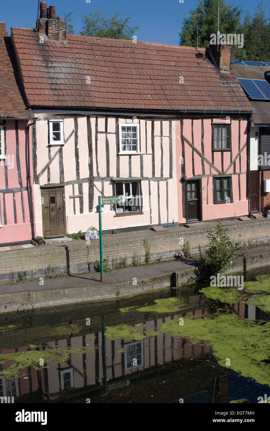 Elizabethan houses along the River Colne, Colchester, Essex, England ...