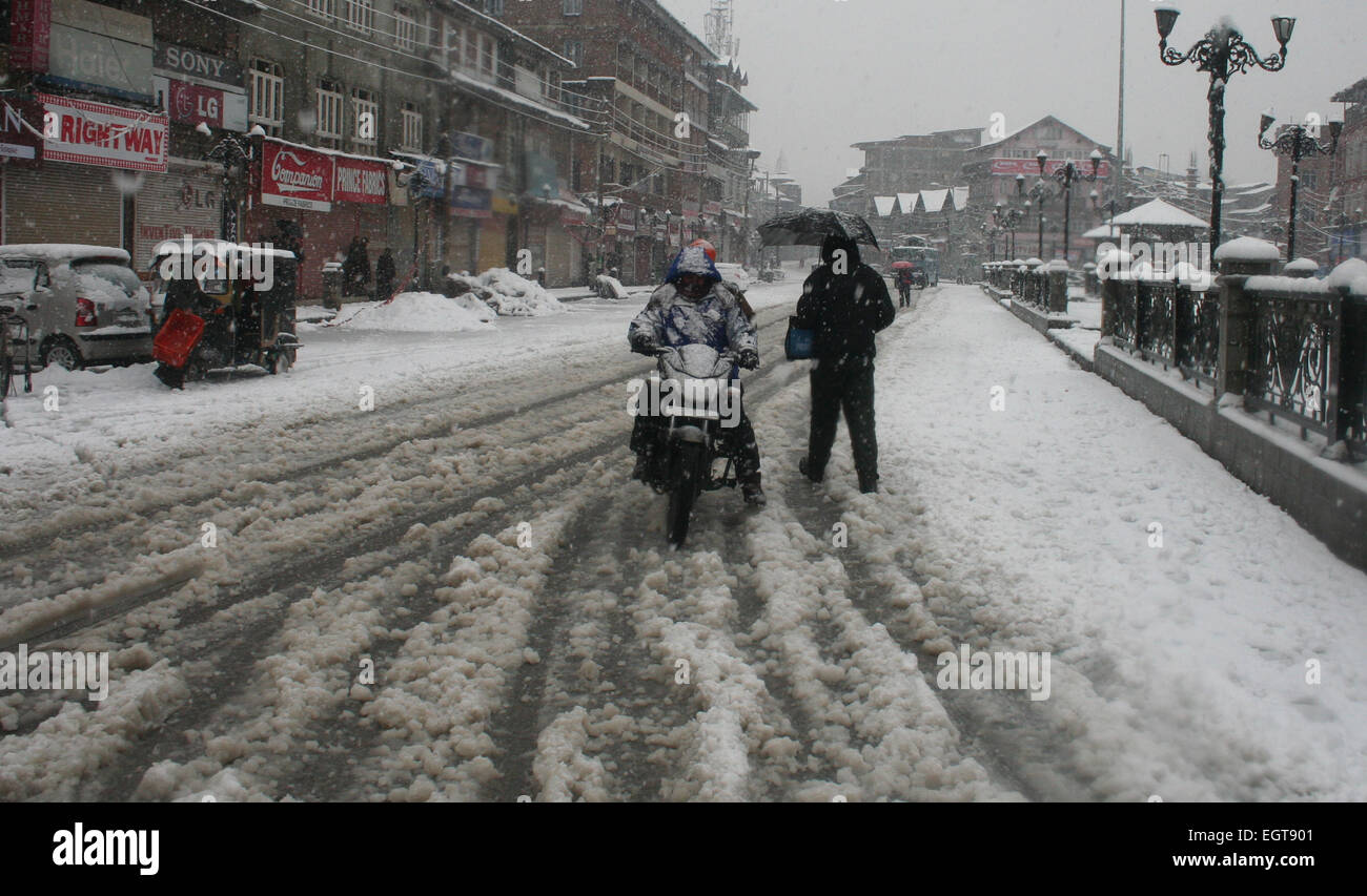 Srinagar, Indian Administered Kashmir. 2nd March, 2015. A Kashmirimotor ...