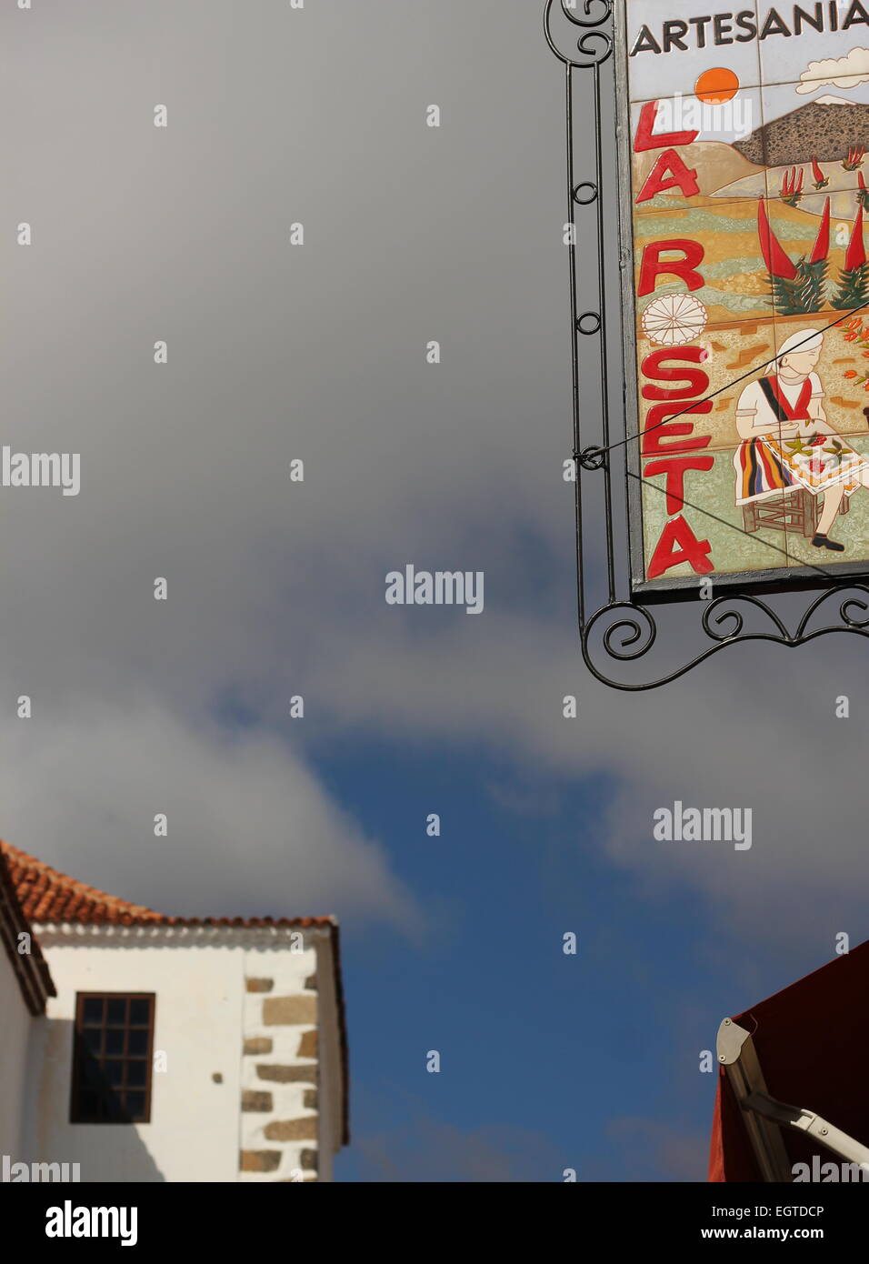 Studio sign hi-res stock photography and images - Alamy