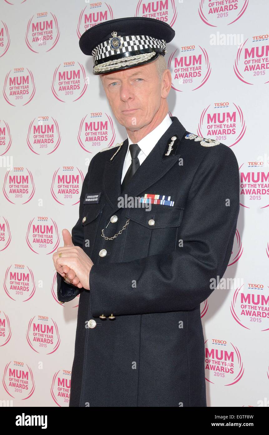 London, UK. 1st March, 2015. Bernard Hogan Howe at Tesco Mum of the ...
