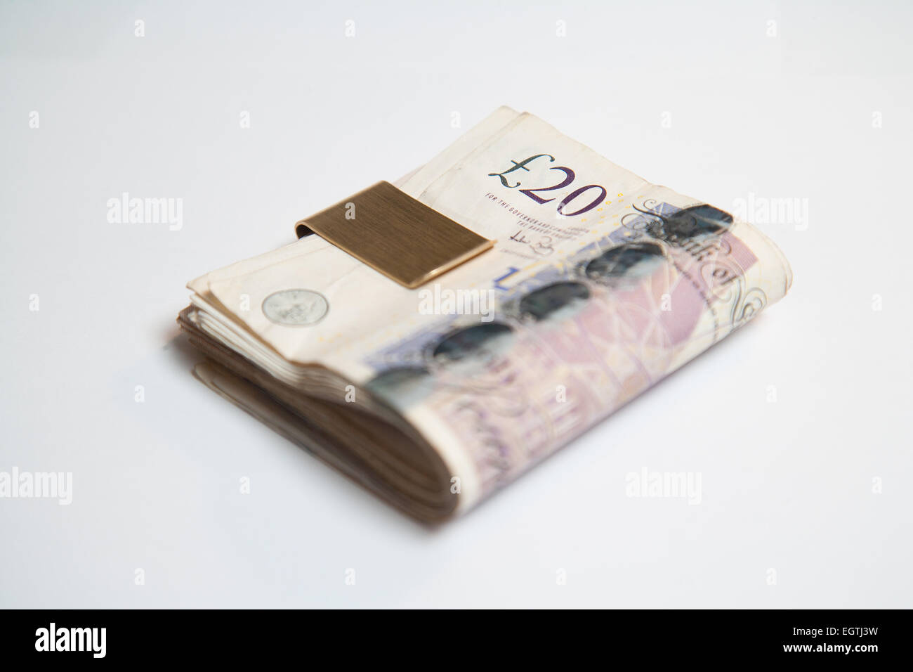 Pile of cash notes uk hi-res stock photography and images - Alamy