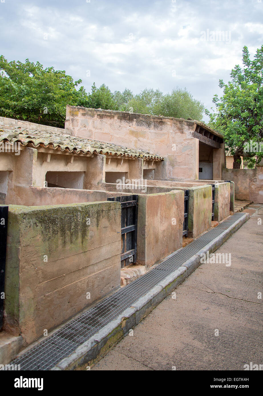 Old pigsty. Part of the Mediterranean farm Stock Photo - Alamy