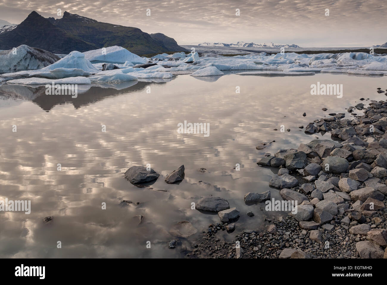Sunset fjallsarlon glacier lagoon hi-res stock photography and images - Alamy