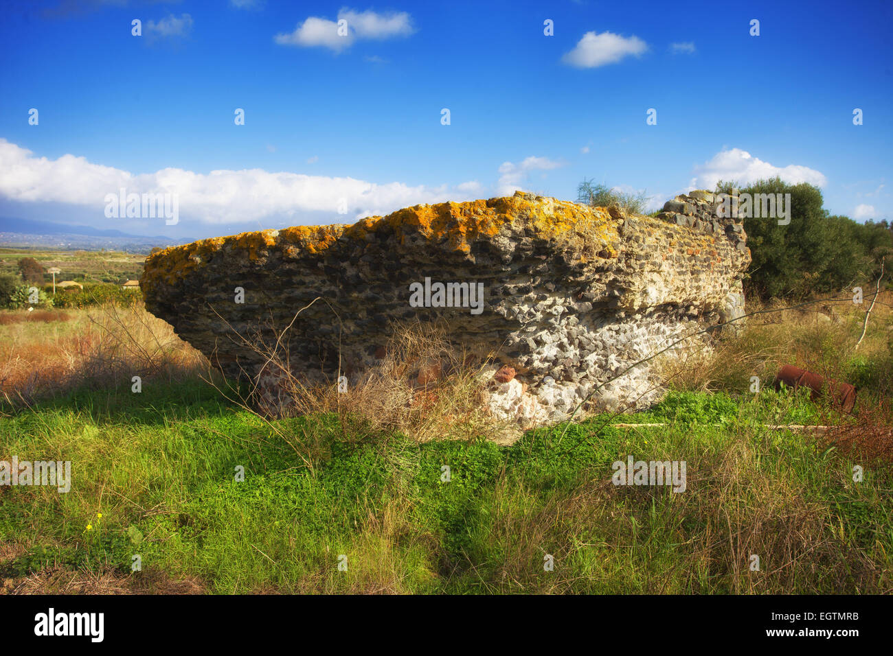 Ruins of the Roman bridge of Centuripe, Sicily Stock Photo - Alamy