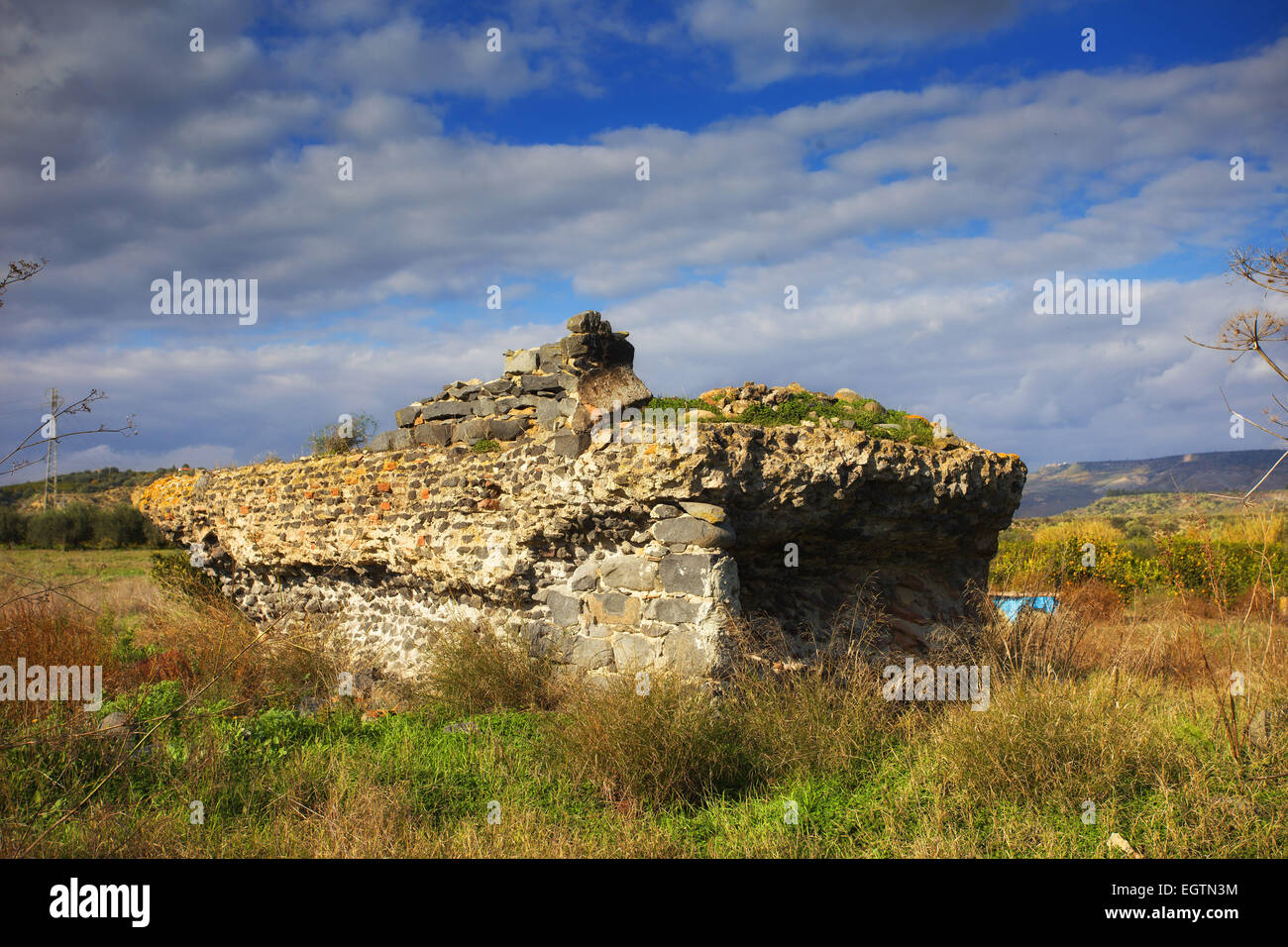 Ruins of the Roman bridge of Centuripe, Sicily Stock Photo - Alamy