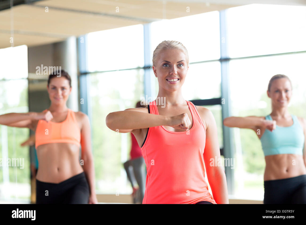group of women working out in gym Stock Photo - Alamy