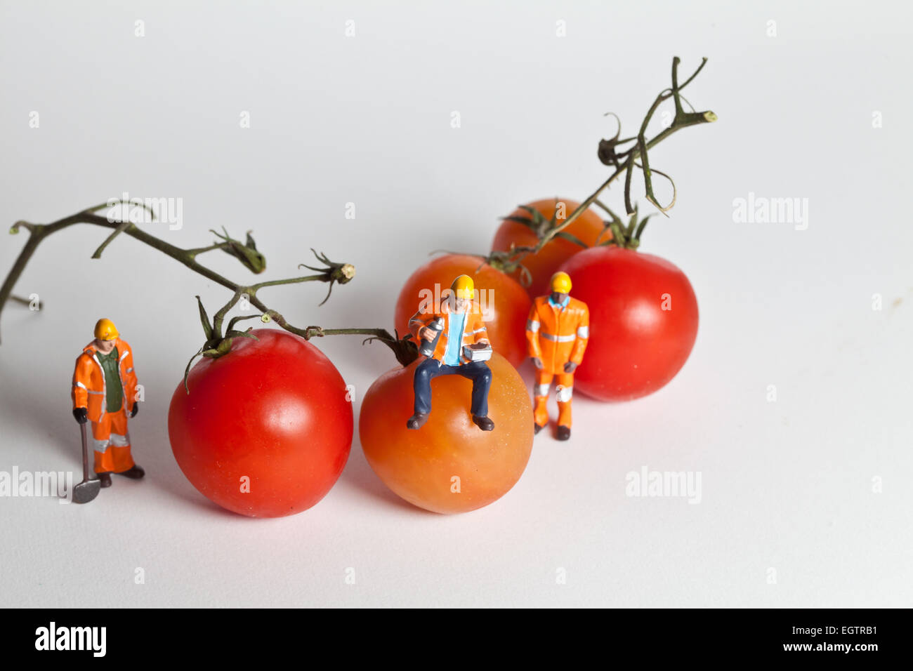 Miniature people working hi-res stock photography and images - Alamy