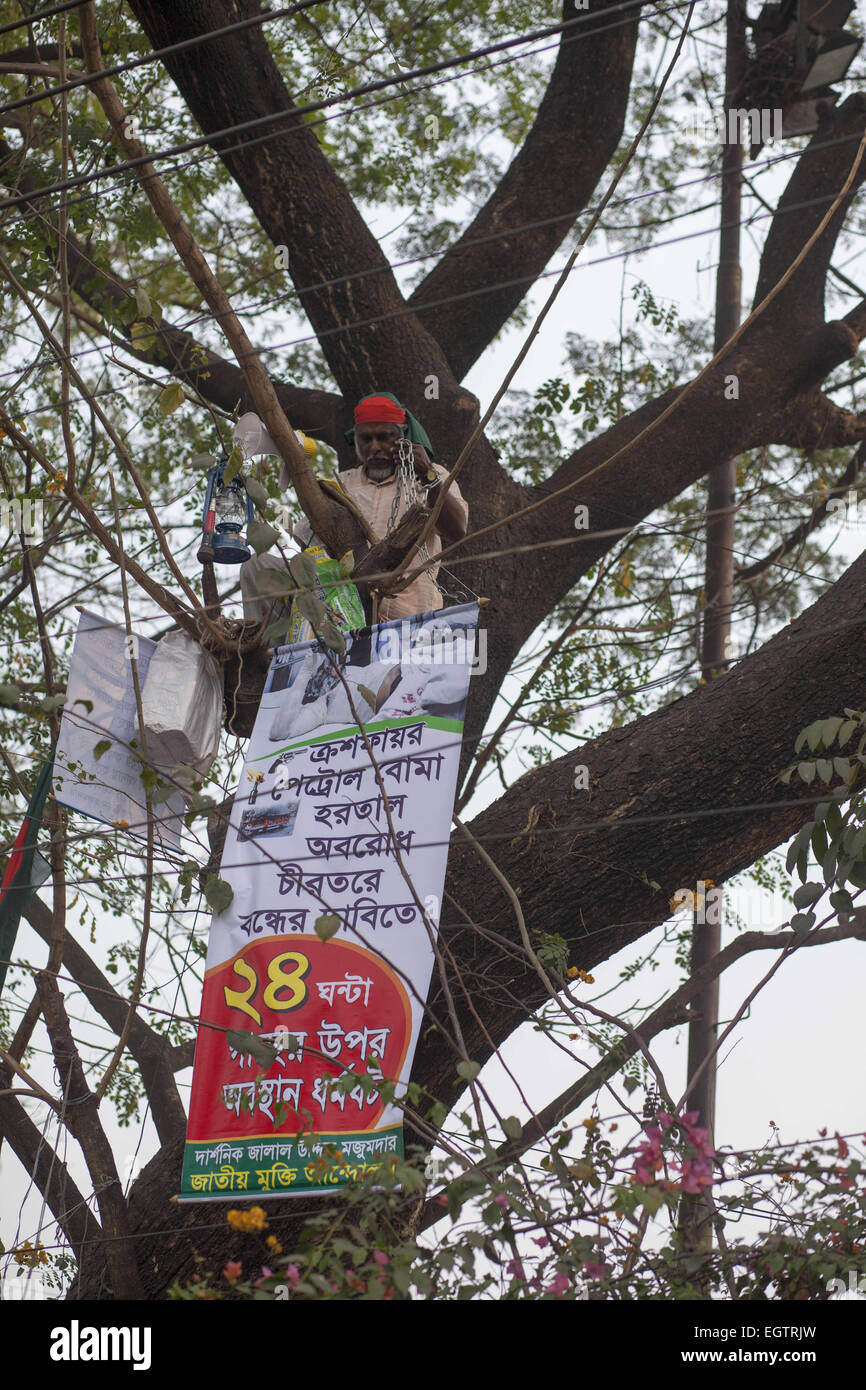 Tree fire in bangladesh hi-res stock photography and images - Alamy