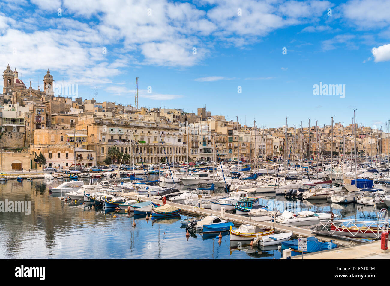 Dockyard Creek in Birgu Wharf Valletta Stock Photo - Alamy