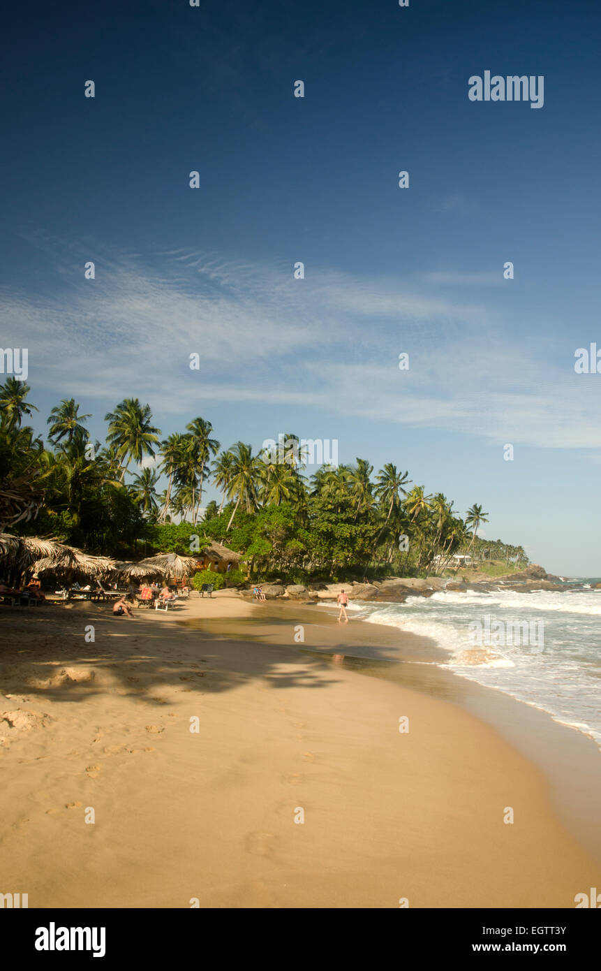 Goyambokka beach near Tangalle, Sri Lanka Stock Photo - Alamy