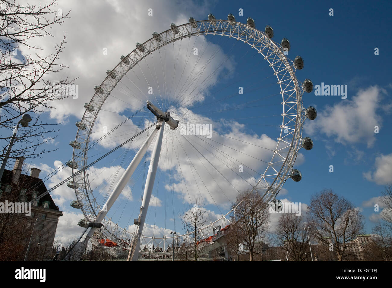 Weather:Blue skies over the London Eye in London Stock Photo - Alamy