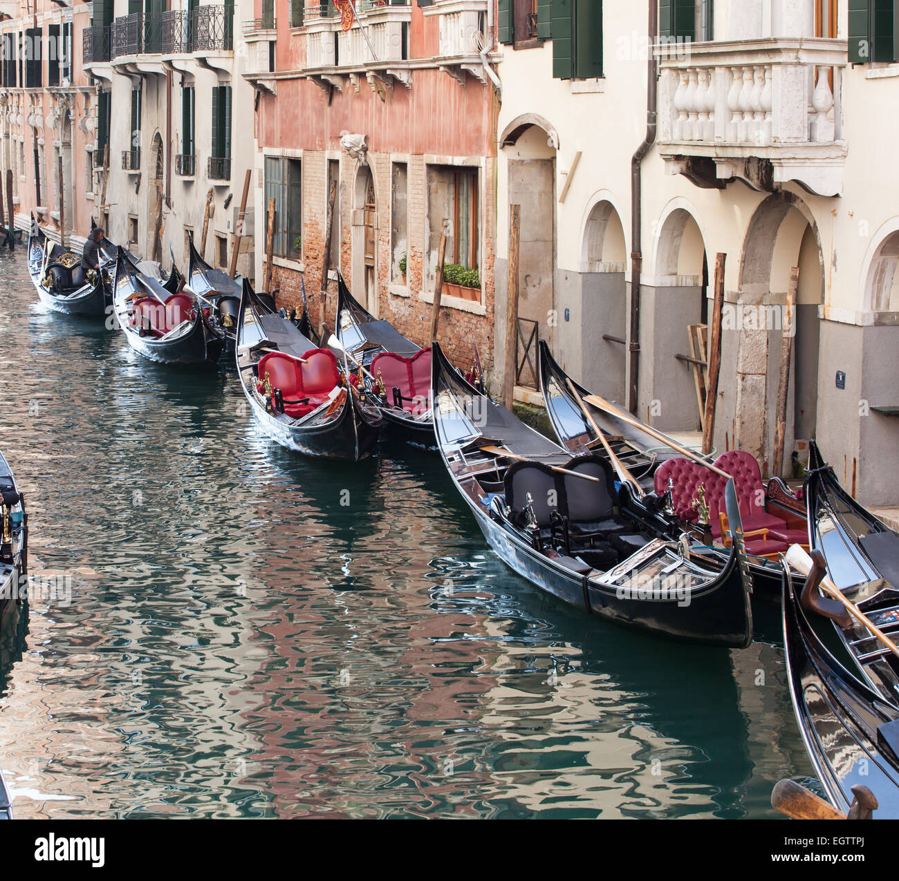 Empty canal hi-res stock photography and images - Alamy