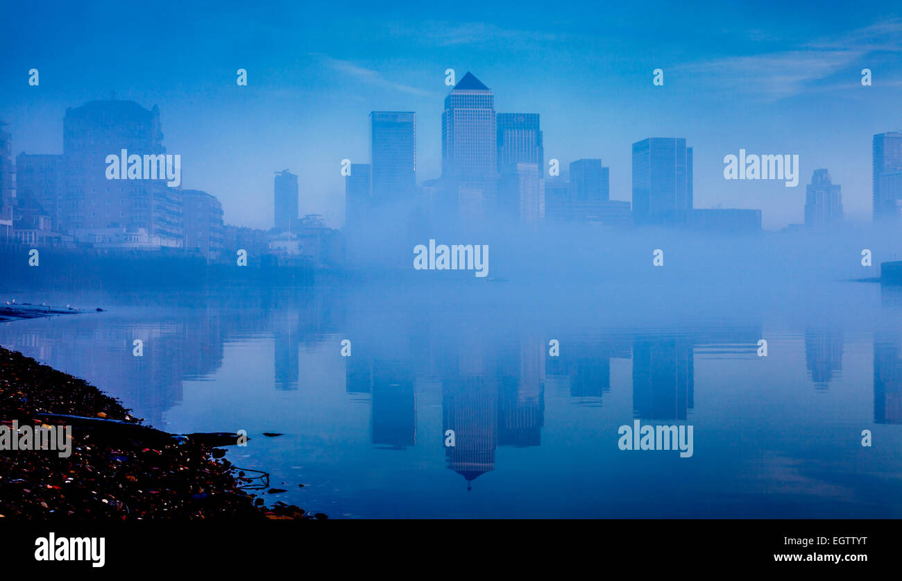 Canary Wharf In The Fog, London, England Stock Photo - Alamy