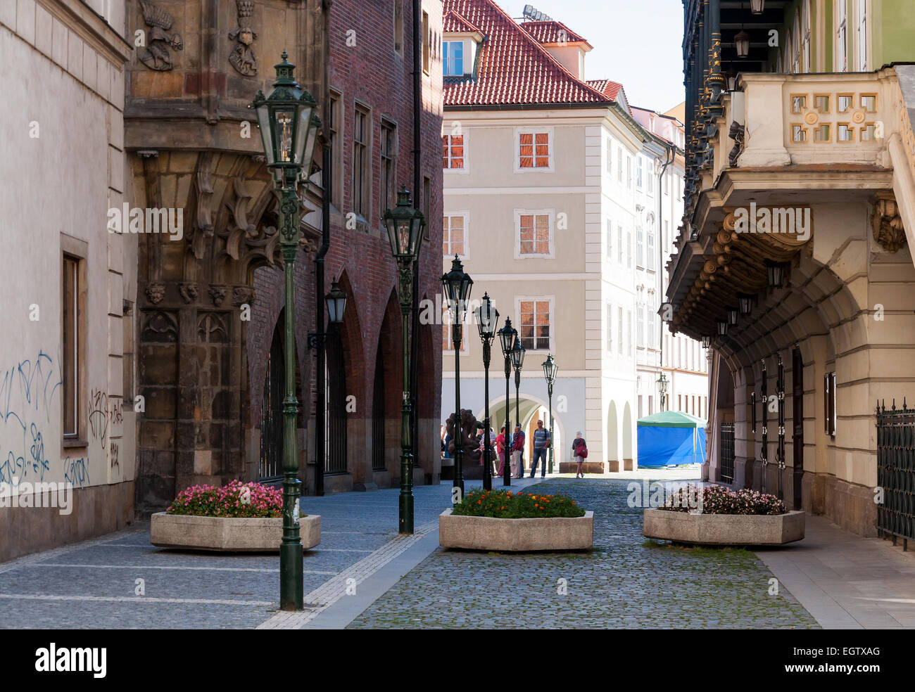 Prague street view hi-res stock photography and images - Alamy