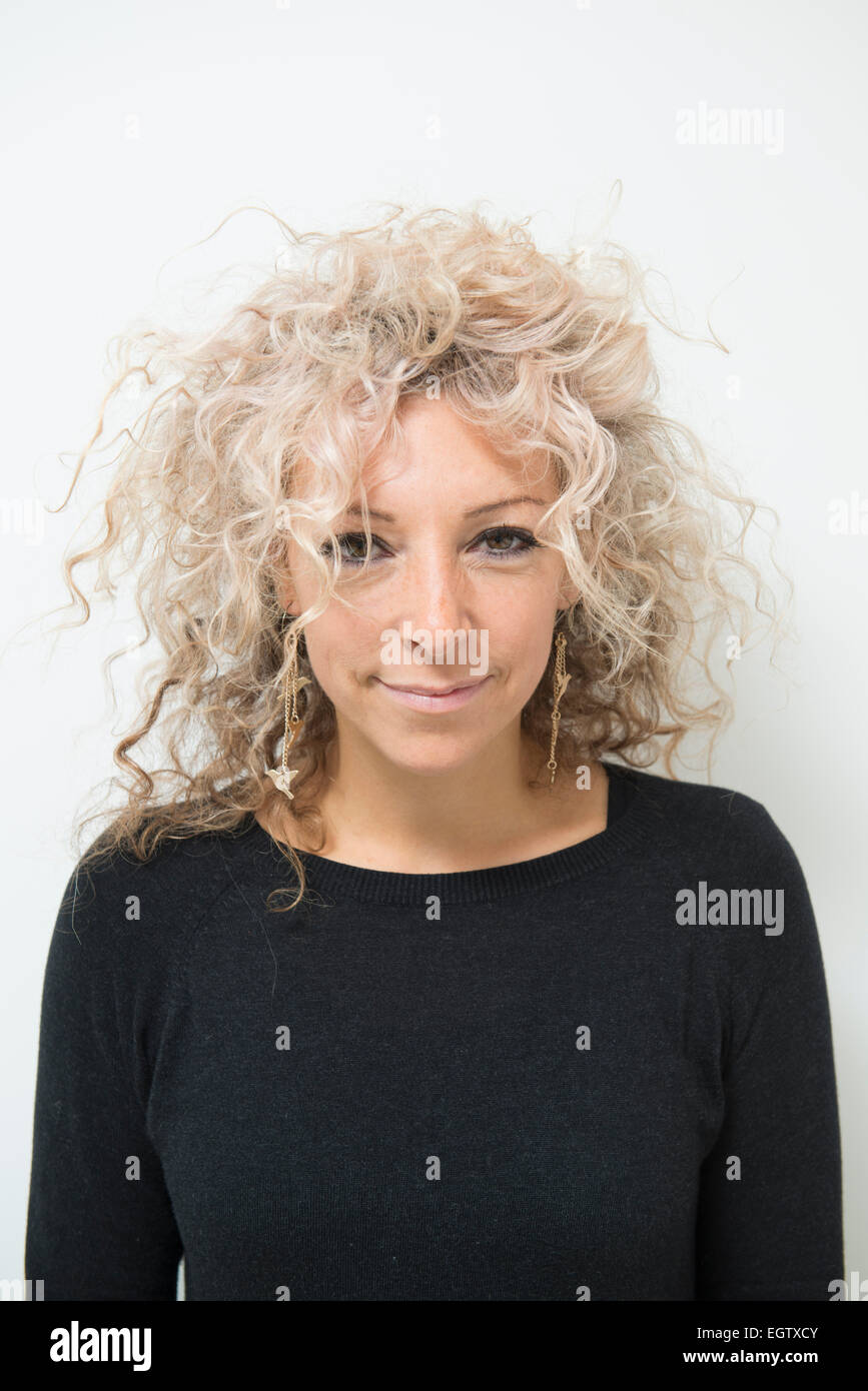 blond bombshell chef and baker Kate Henry who starred in the Great ...