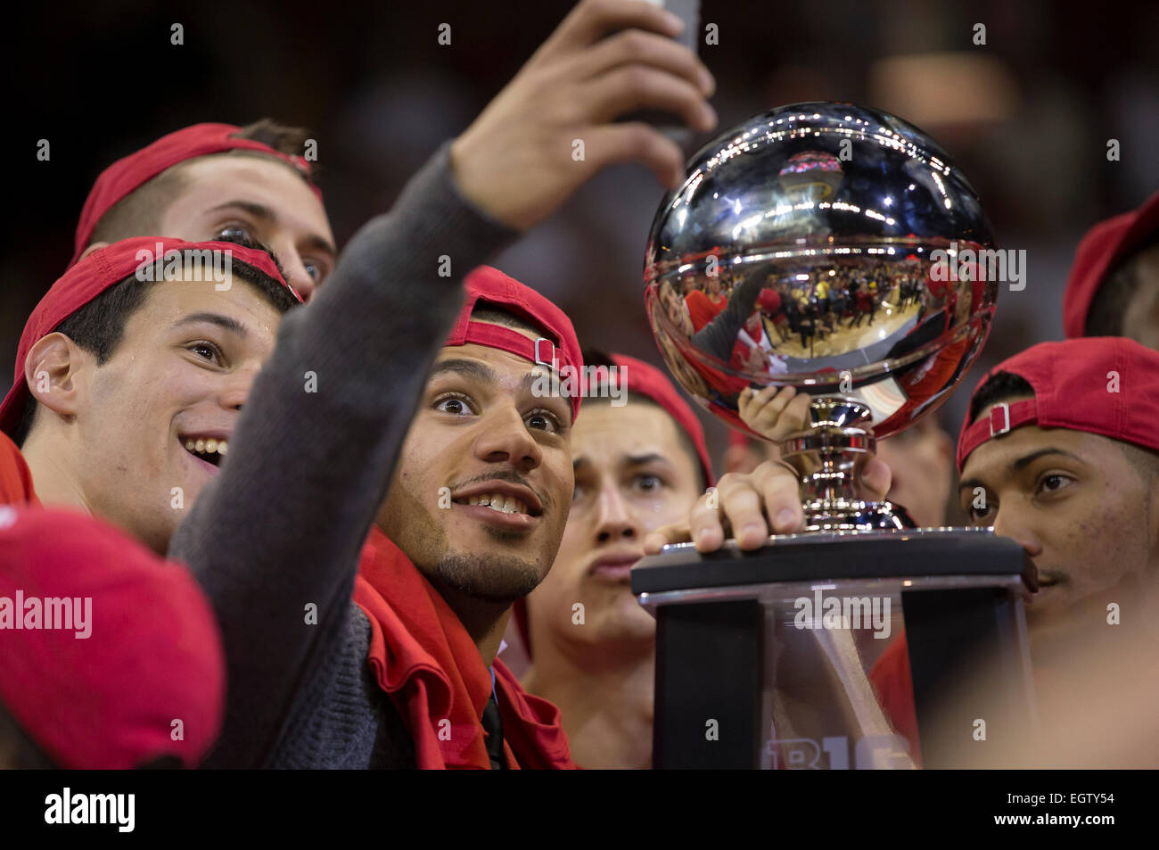 Madison, Wisconsin, USA. 1st March, 2015. Wisconsin Badgers guard ...