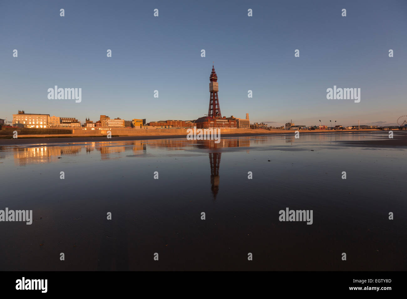 Blackpool tower sunset from beach hi-res stock photography and images ...