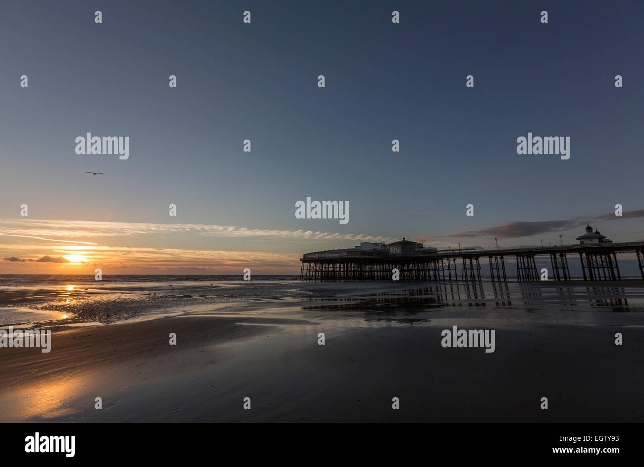 Blackpool at sunset hi-res stock photography and images - Alamy