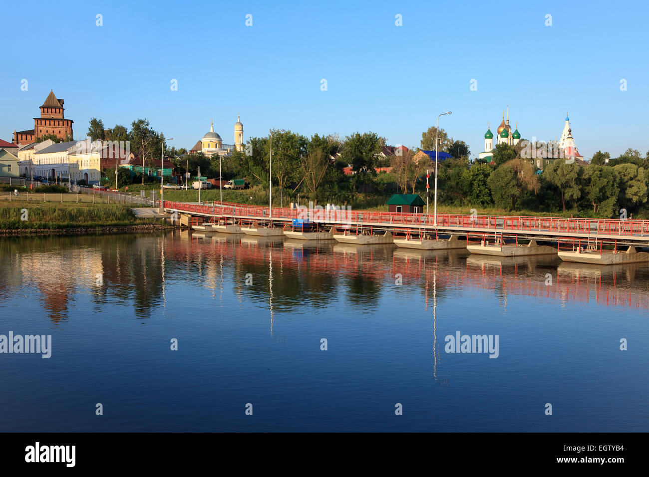 Russian pontoon bridge hi-res stock photography and images - Alamy