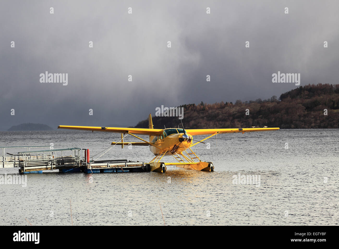Seaplane uk hi-res stock photography and images - Alamy