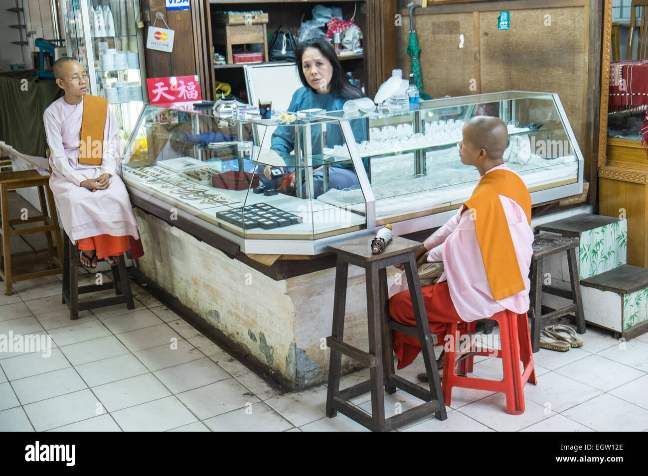 Buddhist nuns at jewellery,jewel, stall, counter at Bogyoke Aung San ...
