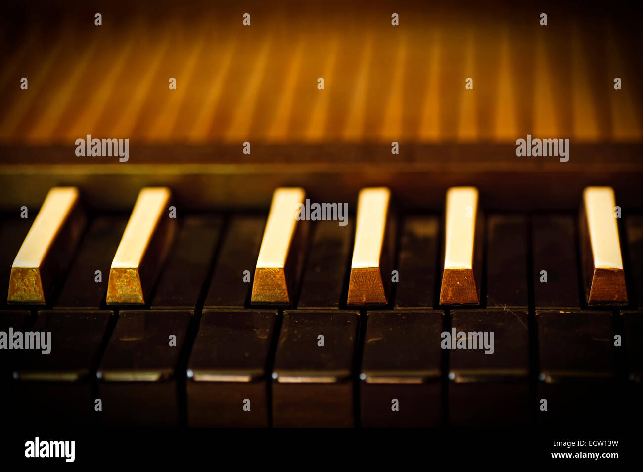 Old piano keyboard Stock Photo - Alamy
