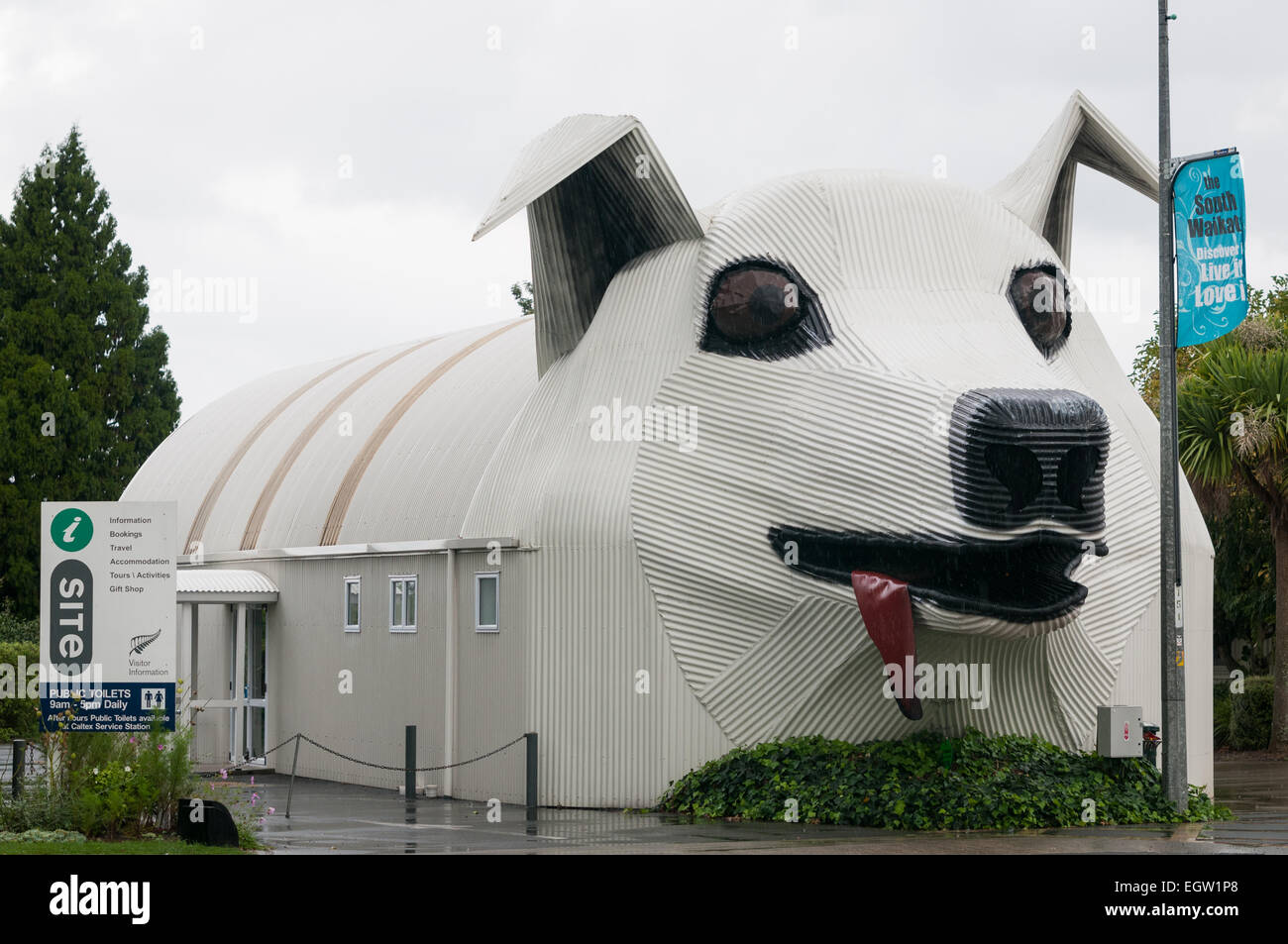 Tirau new zealand tirau new zealand building hi-res stock photography ...