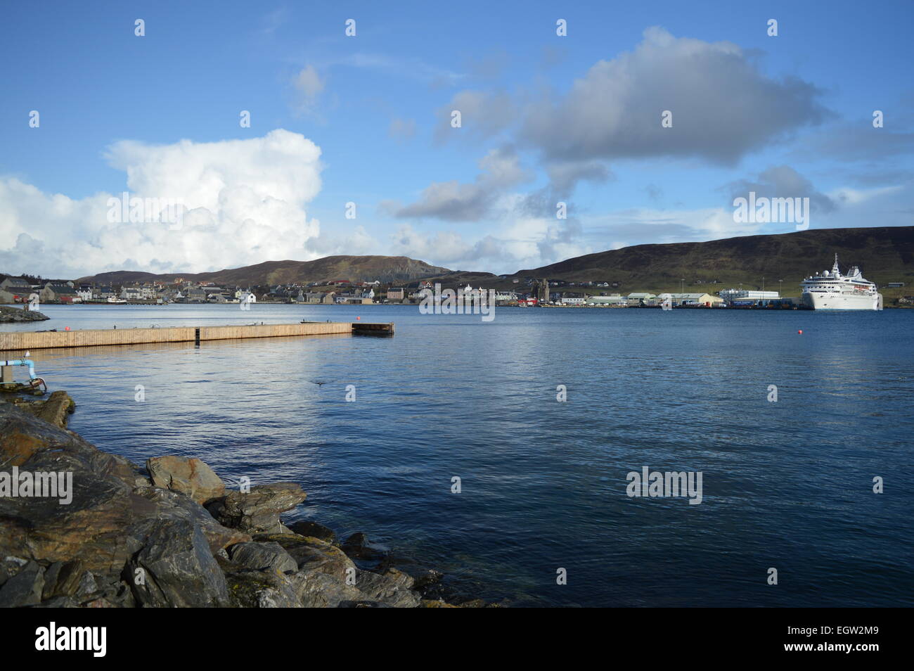 Scalloway harbor hi-res stock photography and images - Alamy