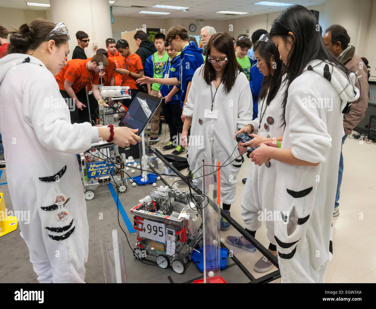 FIRST Tech Challenge Regional Championship held at NYU-Polytechnic in ...