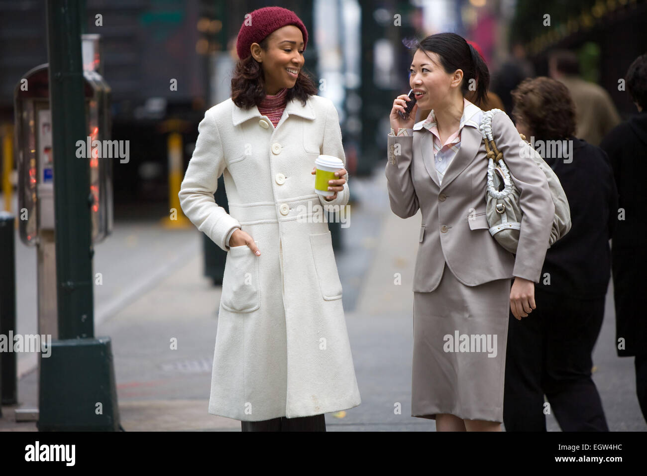 Lunch hour walking hi-res stock photography and images - Alamy