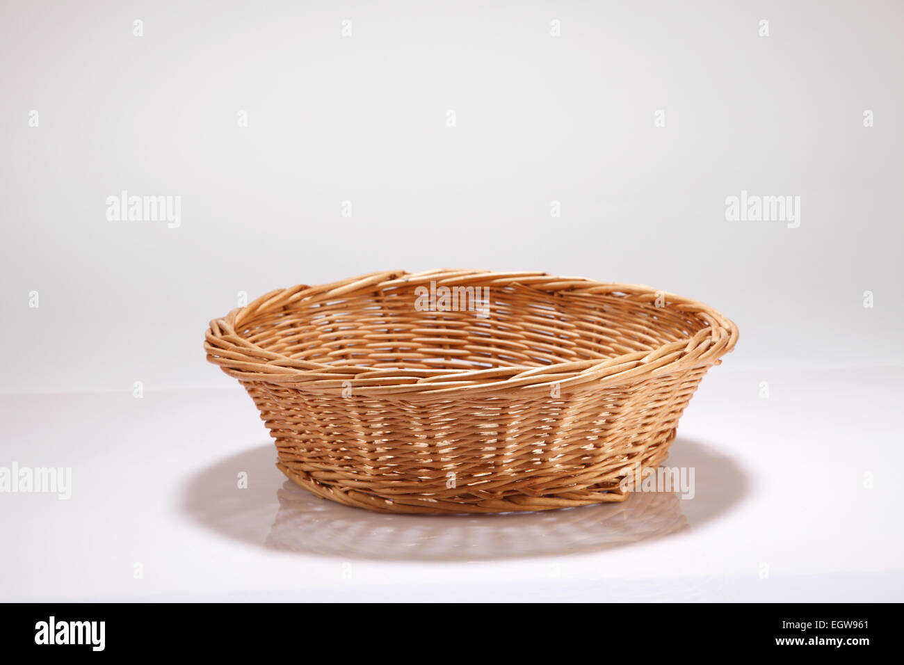 Handmade basketry hi-res stock photography and images - Alamy