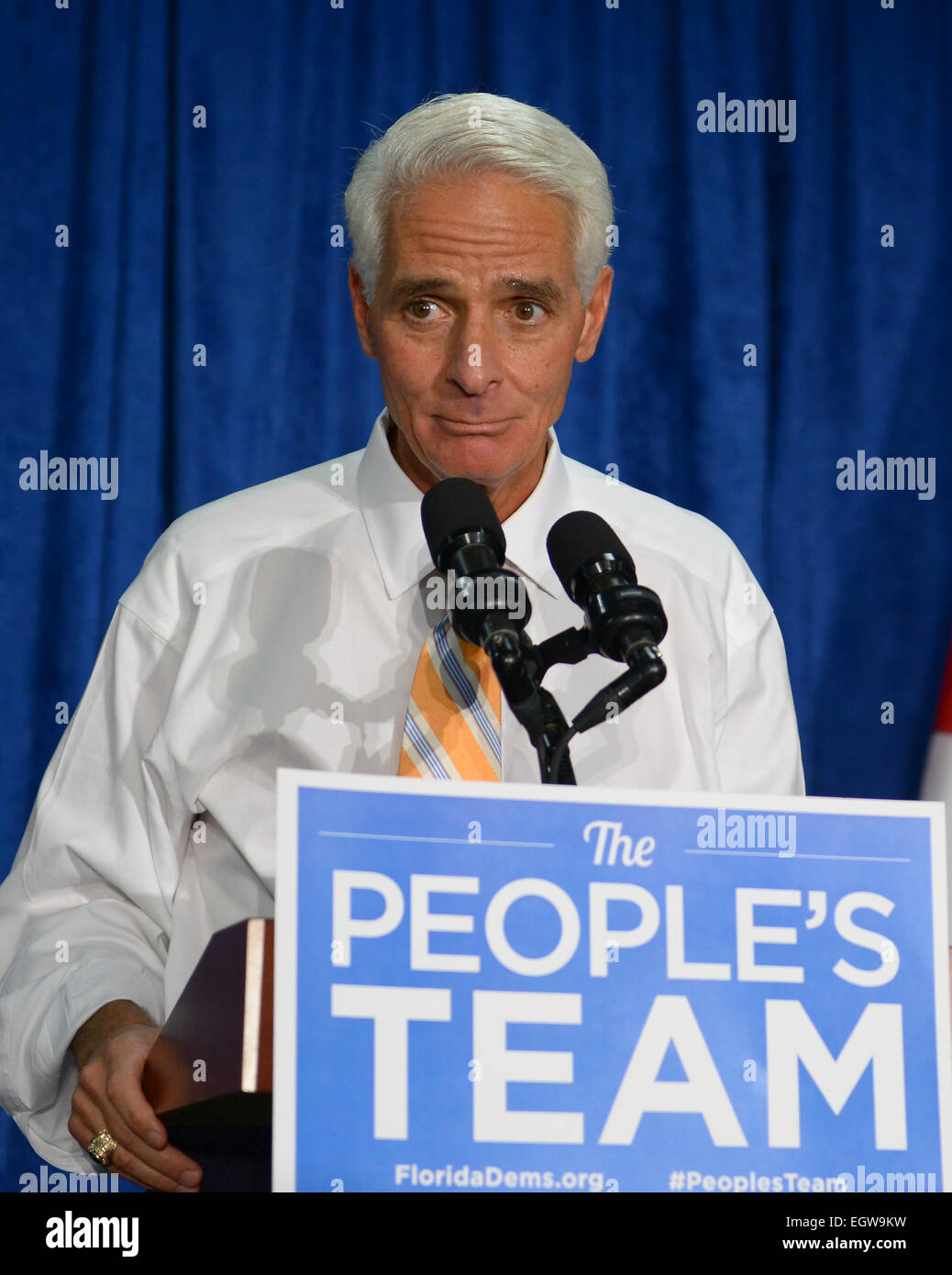 Charlie Crist campaign trail grassroots event held at the Urban League ...