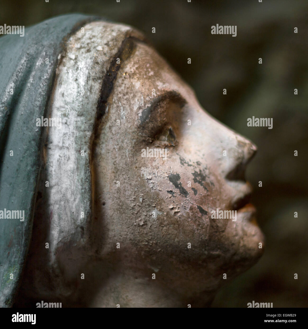 The face of the Virgin Mary in prayer Stock Photo - Alamy
