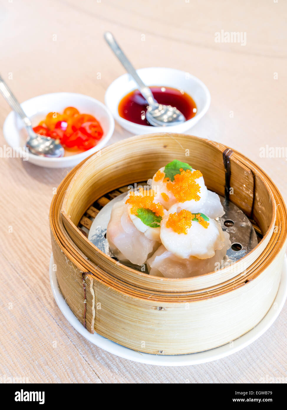 Dim Sum in Bamboo Steamed Bowl Stock Photo - Alamy