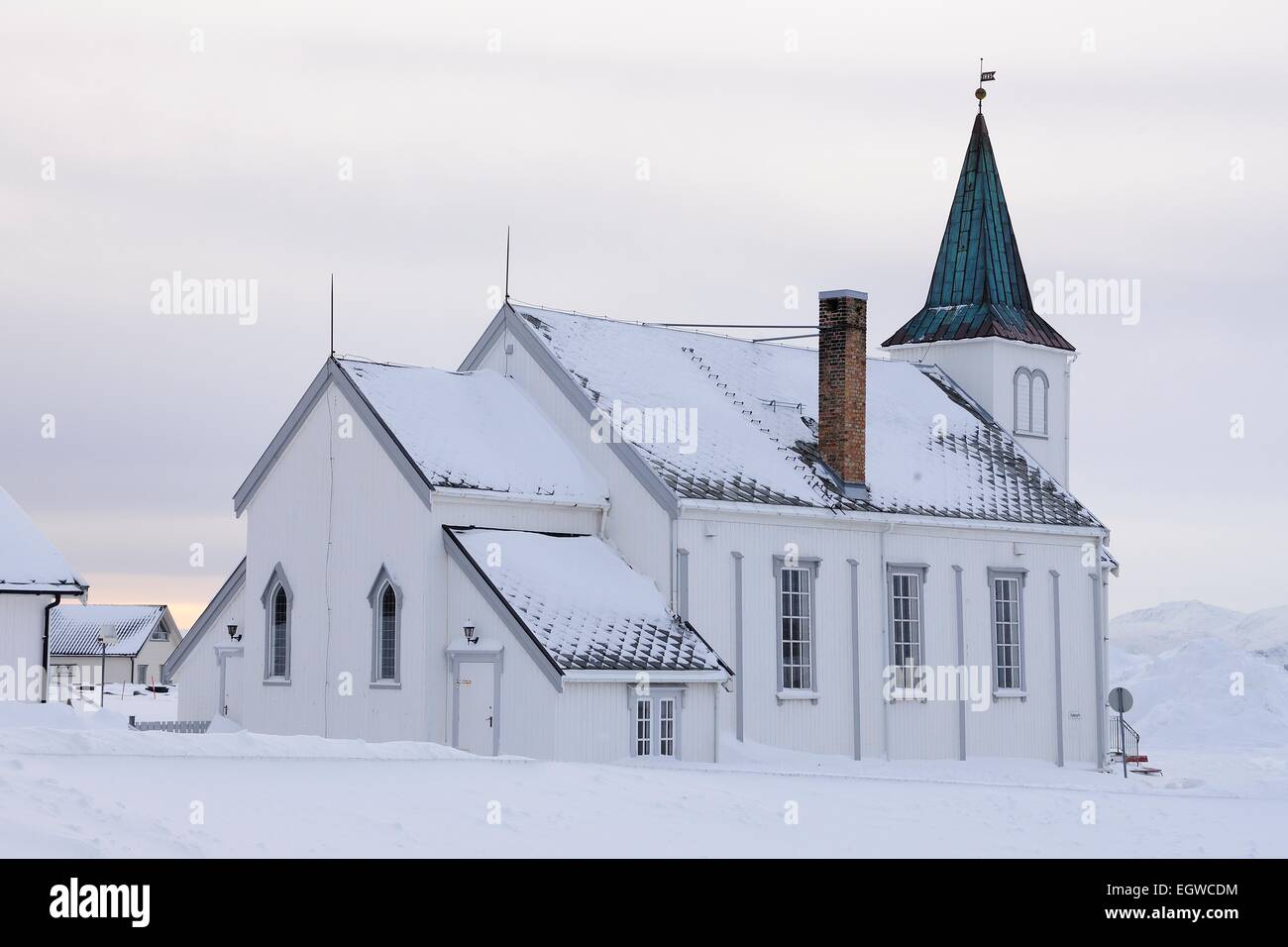 Snowy church, Honningsvåg, Magerøya, Nordkapp, Finnmark County, Norway ...