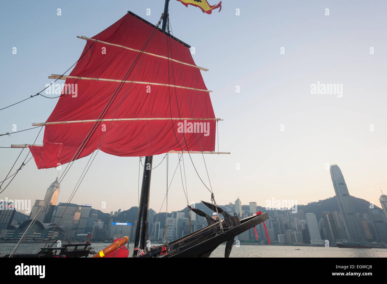China, Hong Kong, Junk Boat Stock Photo - Alamy