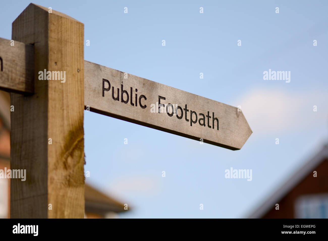 Public Footpath sign with direction arrow Stock Photo - Alamy