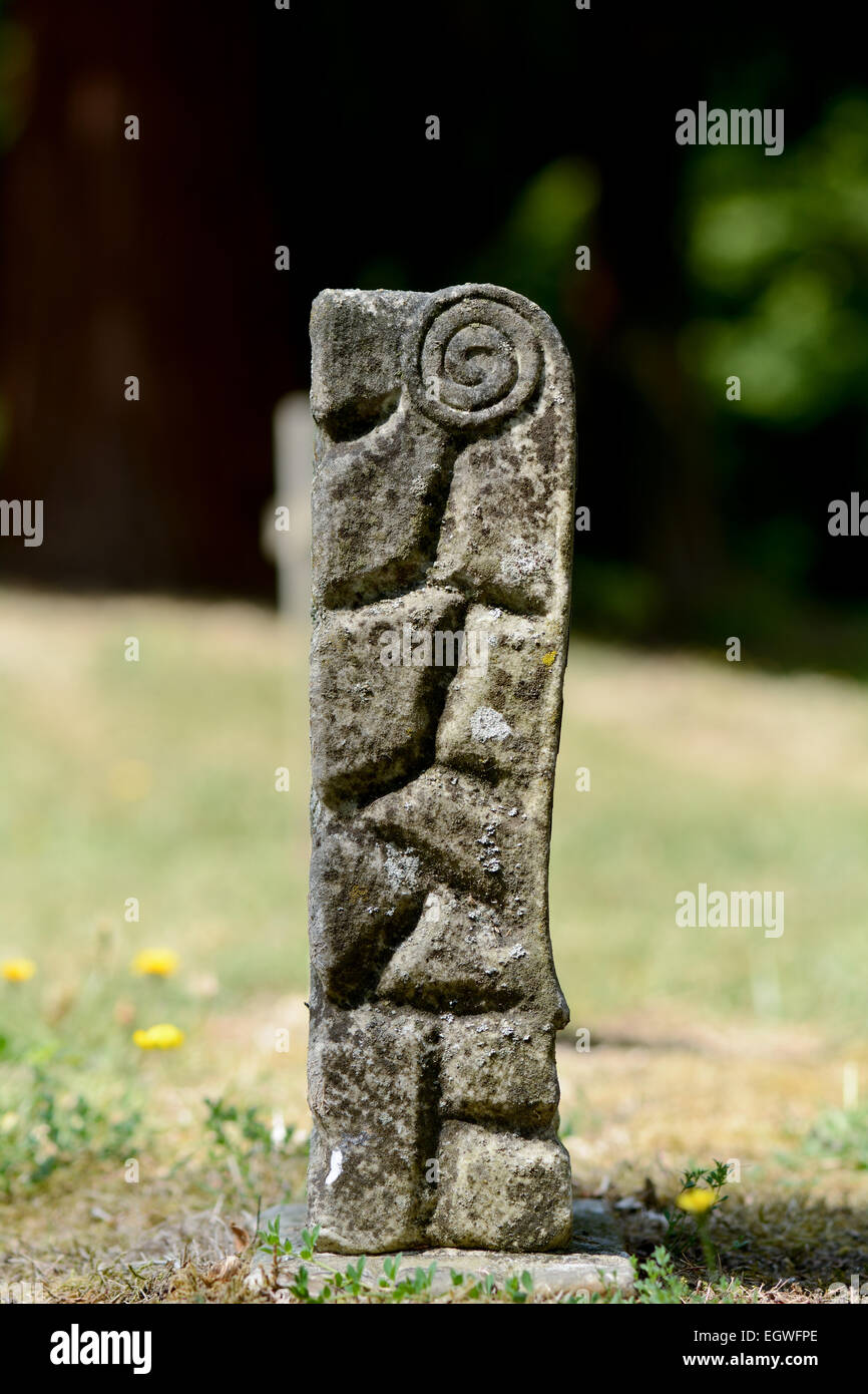 Elaborate gravestone pattern at Bedford cemetery, Foster Hill Road ...