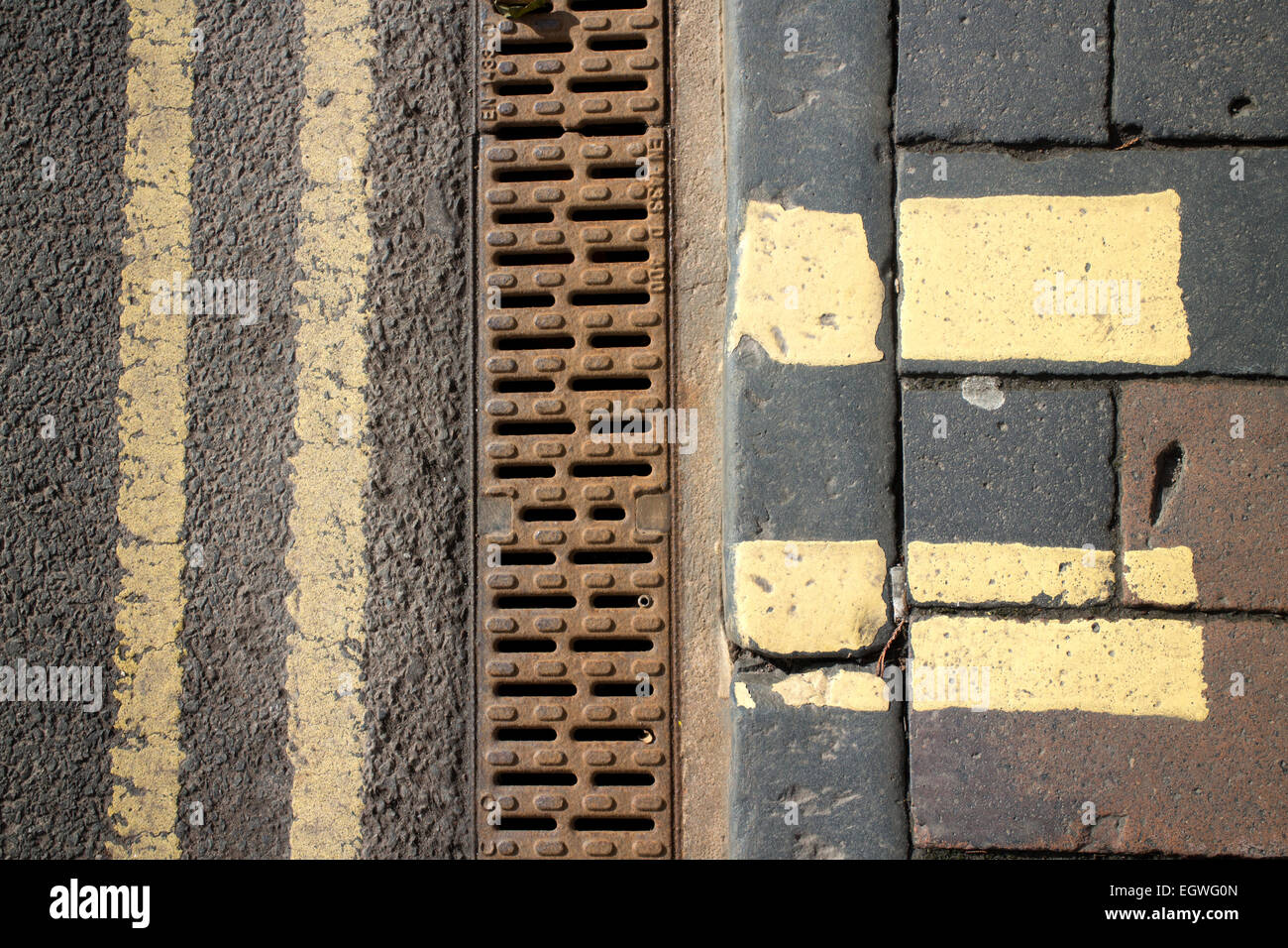Markings road markings hi-res stock photography and images - Alamy