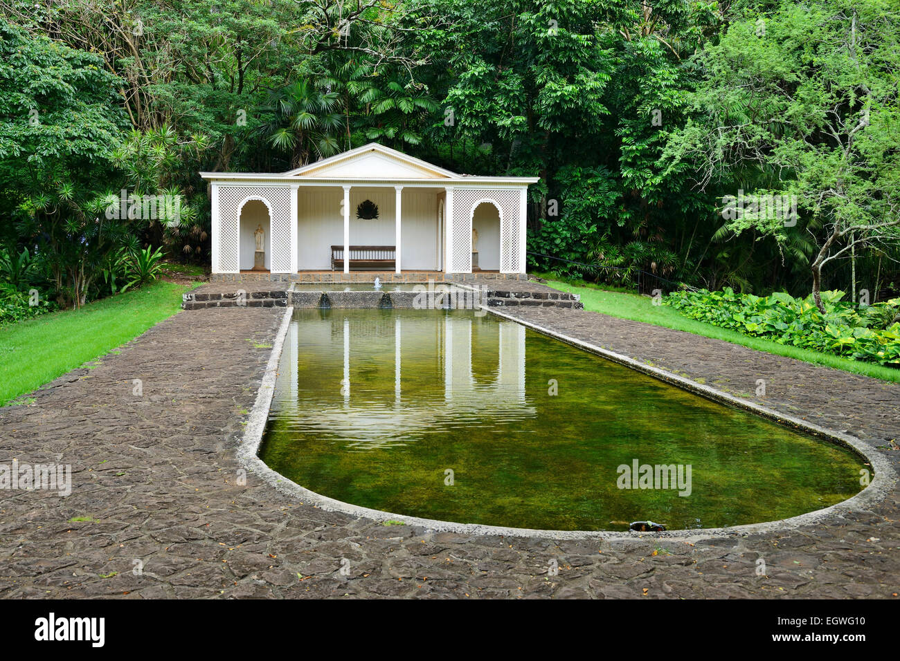 Allerton National Tropical Botanical Garden within Lawa'i Valley, Kauai ...